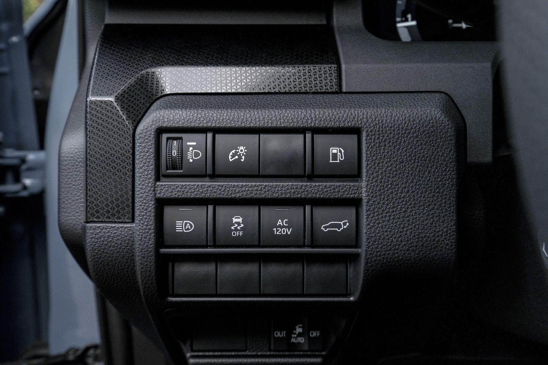 Photos: 2025 4Runner LIMITED (Interior, Cargo Space, Exterior) in ...