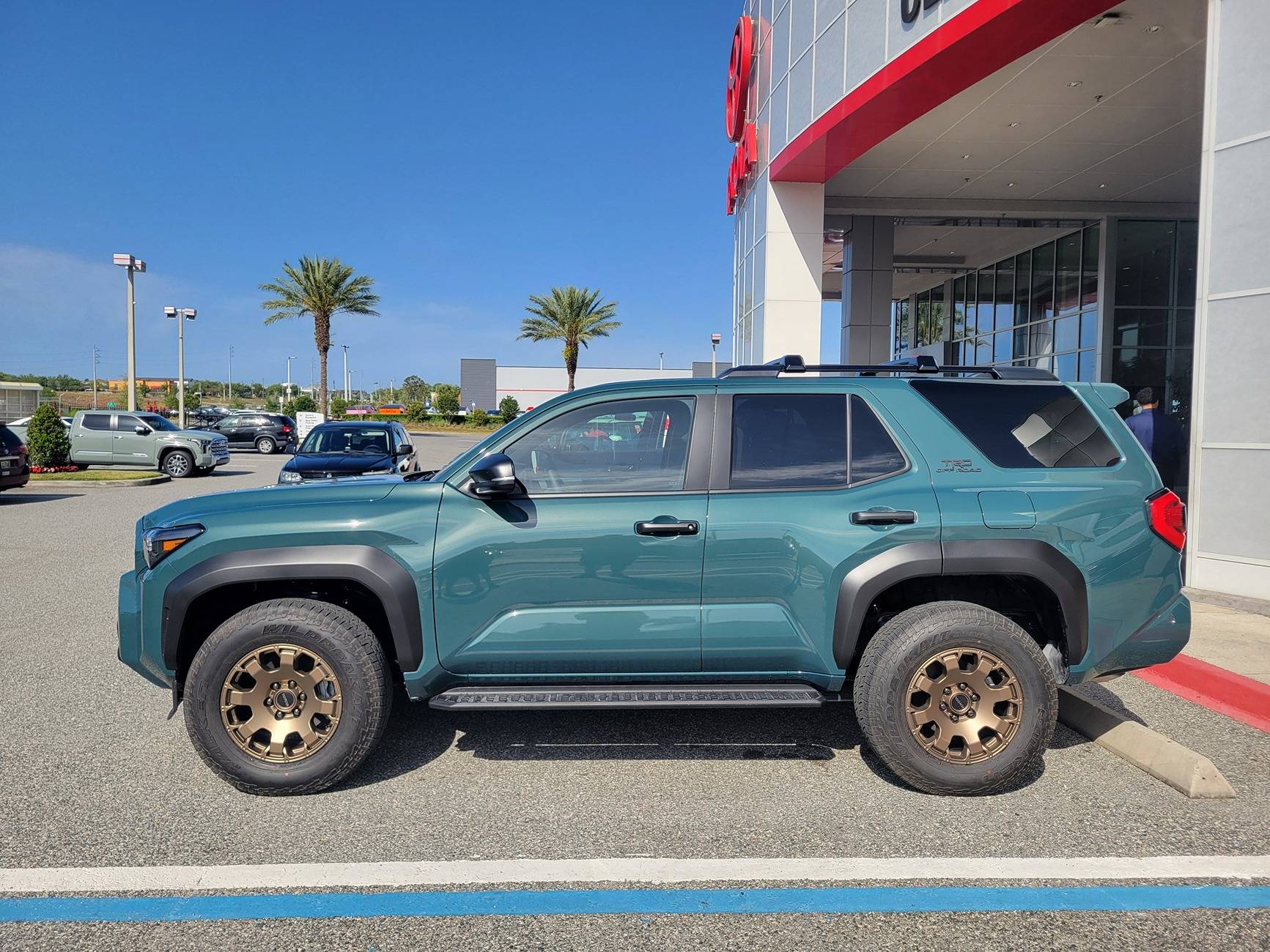Trailhunter wheels installed on TRD Off-Road | 2025 4Runner Forum (6th ...