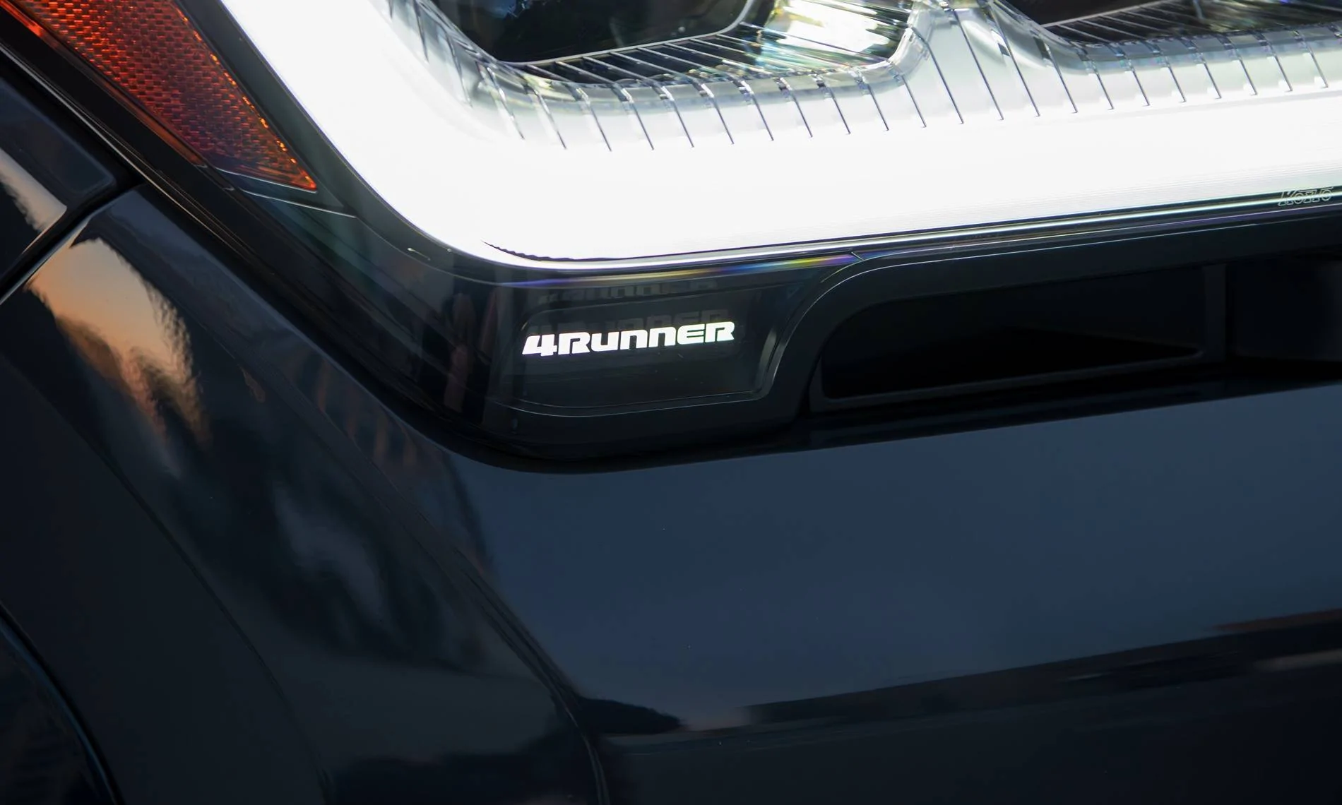 Beautiful pics of Underground Platinum / Dark Navy Interior / HUD head ...