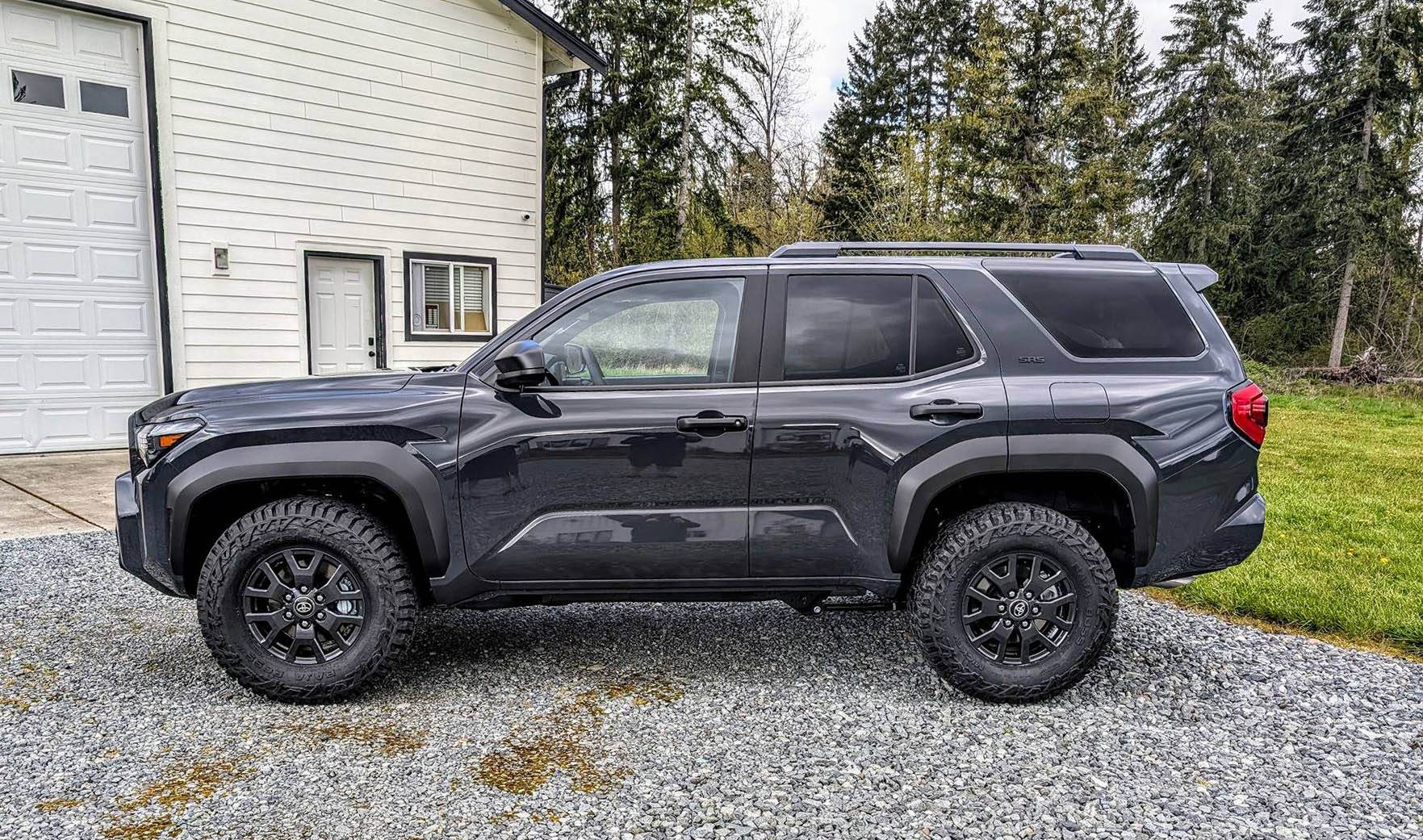 285/70R17 Baja Boss A/T tires on stock SR5 wheels, no rub | 2025 ...