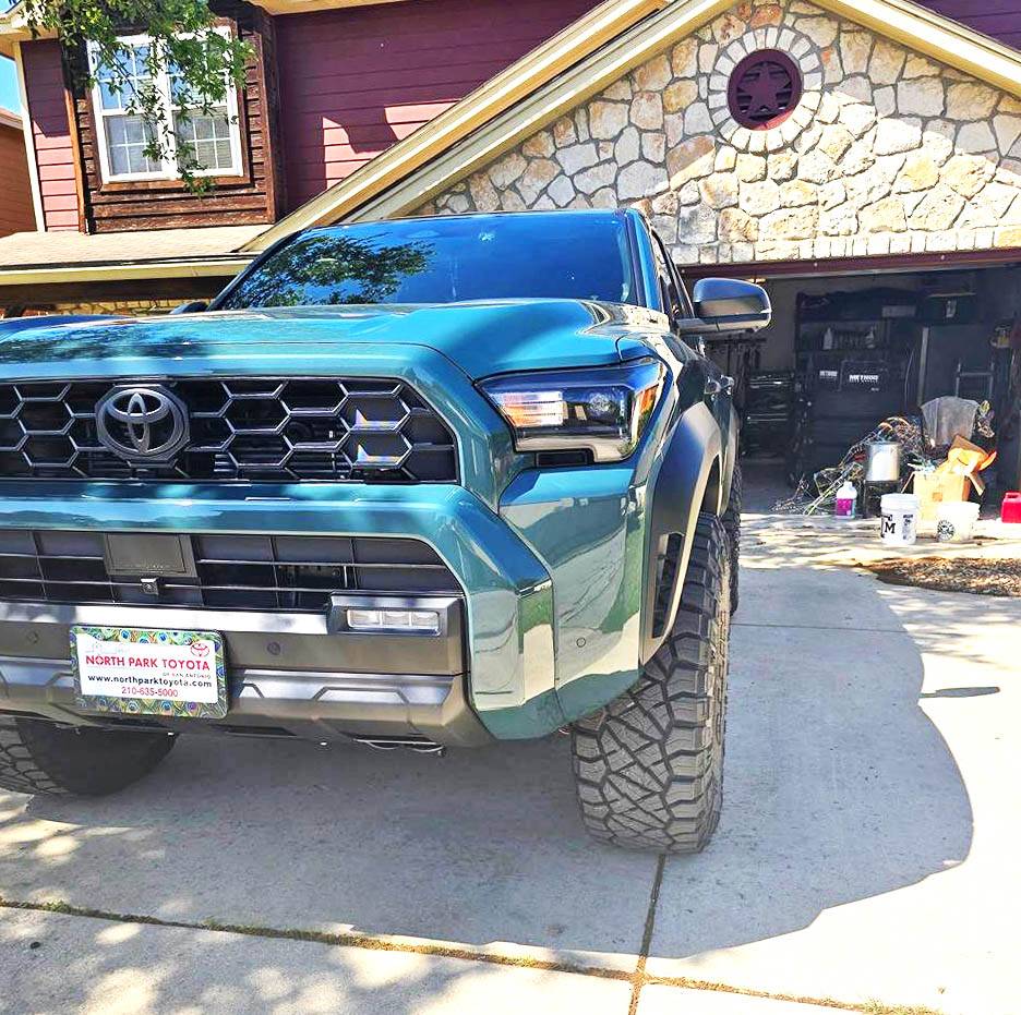 Aftermarket Wheels, Bigger Tires, Lift Kits (Compilation) for 2025 ...