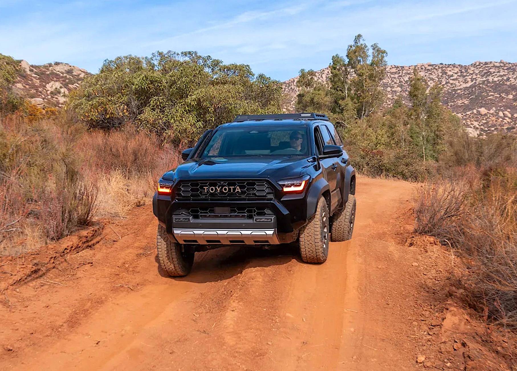 Black Trailhunter 4Runner 2025 6th gen pics | 2025 4Runner Forum (6th ...