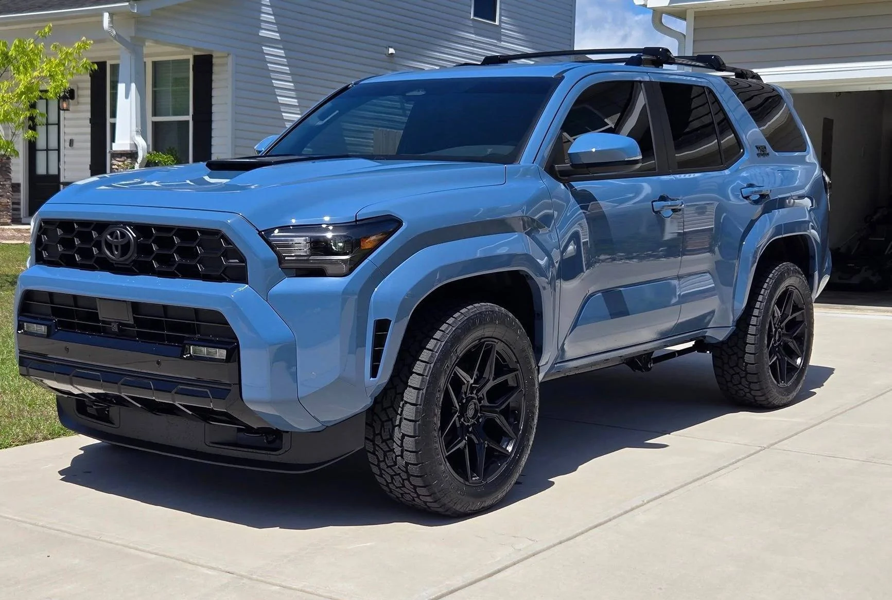 Aftermarket Wheels, Bigger Tires, Lift Kits (Compilation) for 2025 ...