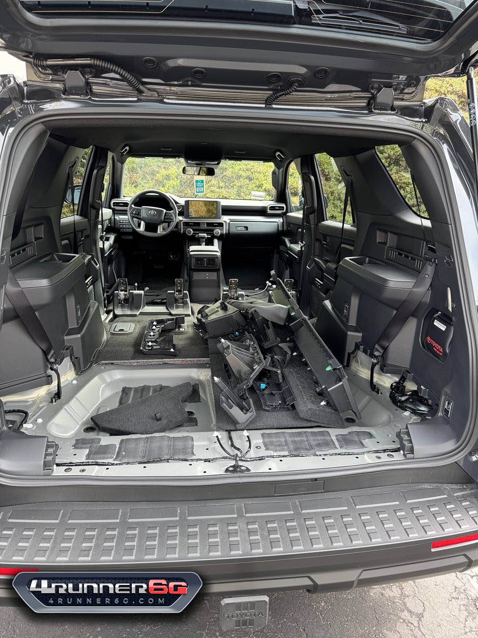 Seats removal (1st, 2nd, 3rd row) from 2025 4runner 6th gen - photos ...