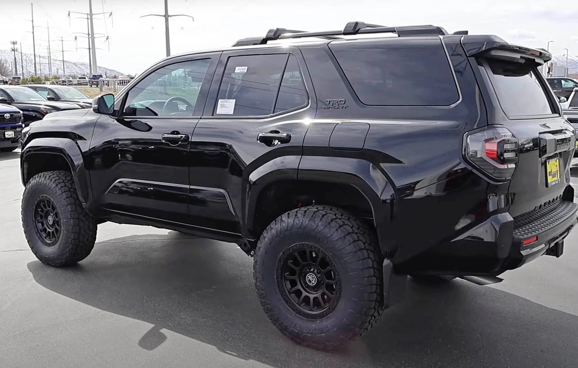 BLACK 2025+ 4Runner 6th Gen Thread | Page 2 | 2025 4Runner Forum (6th ...