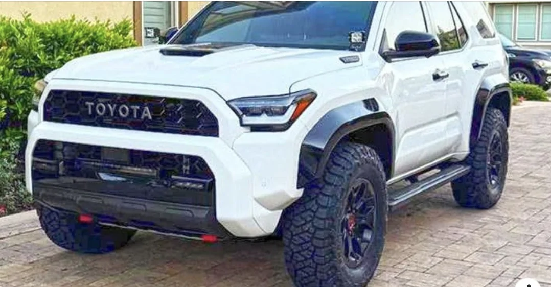 Who has the stock 2025 4Runner TRD Pro that fit 295/70/18 Toyo Open ...