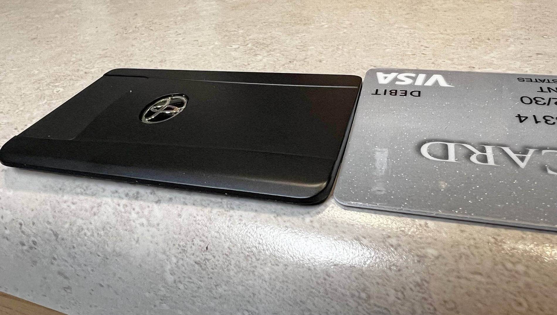 Key Fob / Slim Credit Card Key Fob - Photos | 2025 4Runner Forum (6th ...