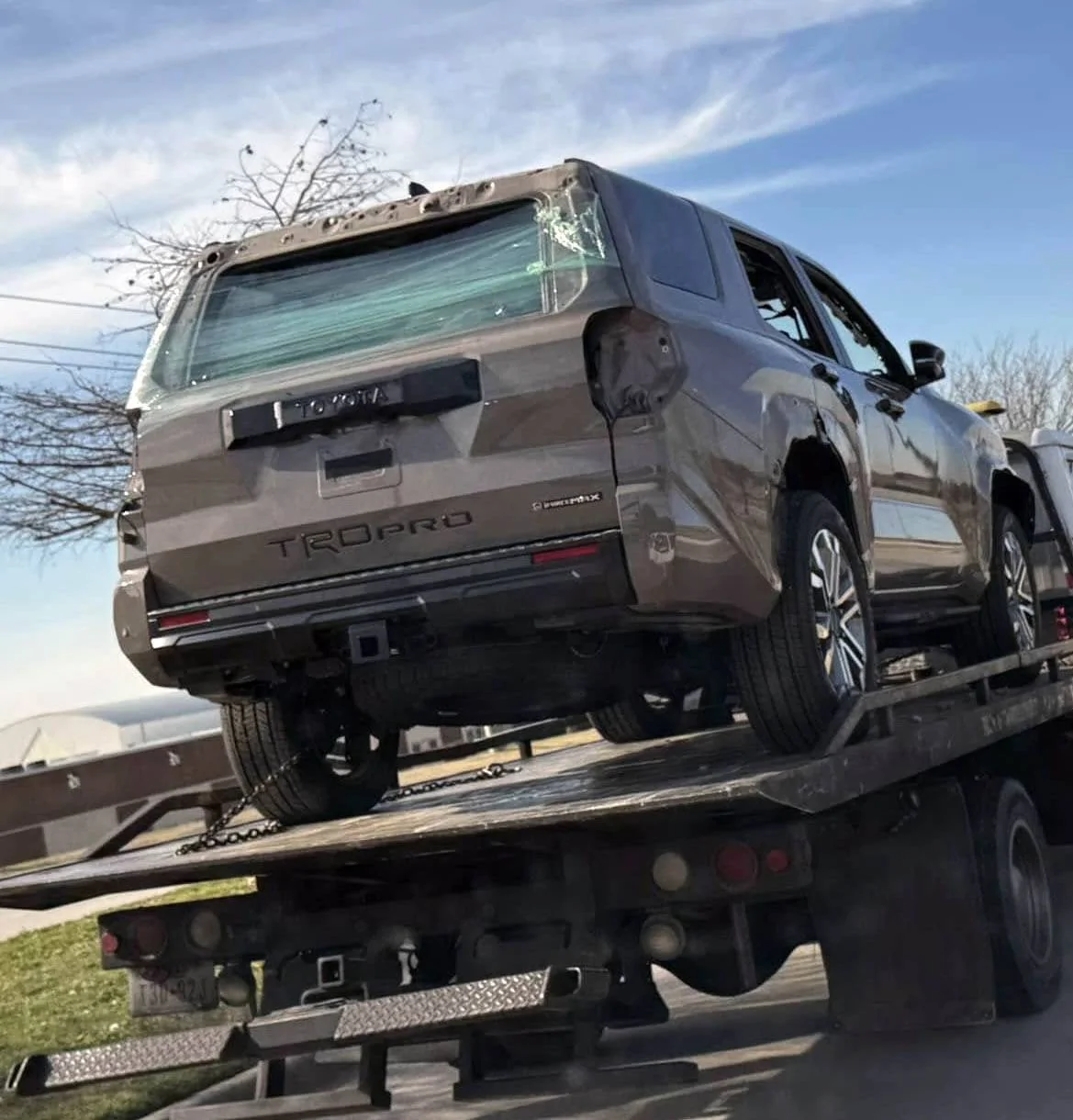 Totaled / crashed 2025 4Runner TRD Pro spotted | 2025 4Runner Forum ...