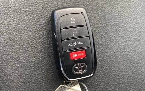 Key Fob / Slim Credit Card Key Fob - Photos | 2025 4Runner Forum (6th ...