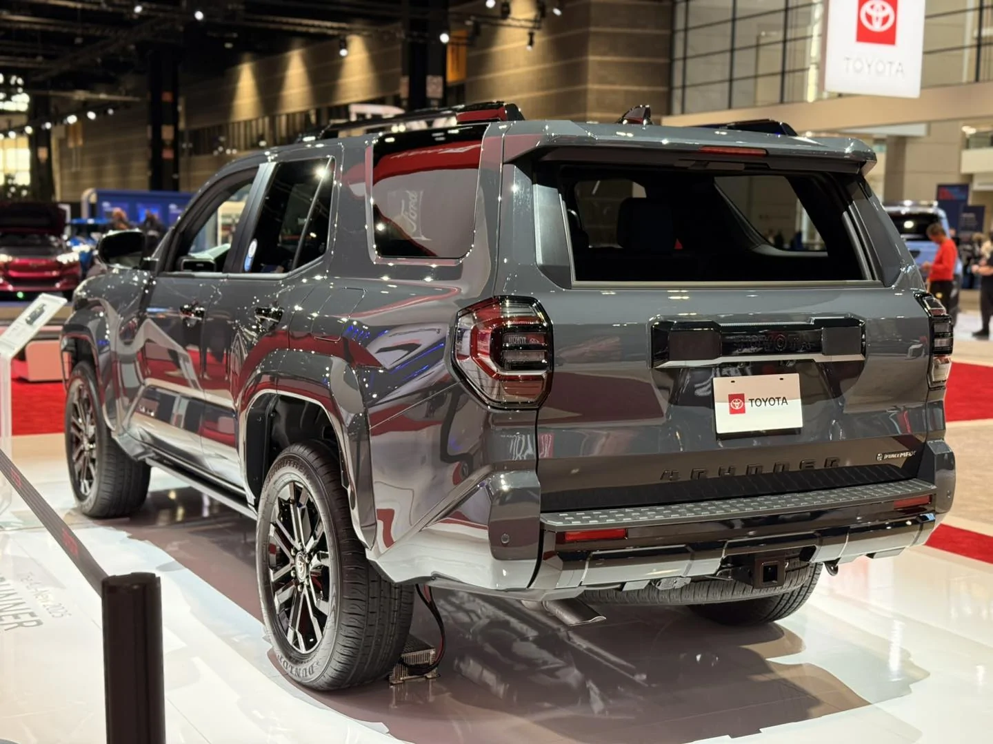 Platinum sighting: Underground / Dark Navy Platinum 2025 4Runner at ...