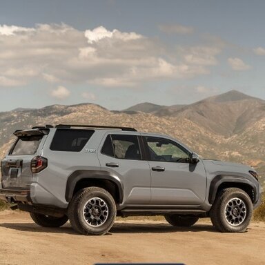 4Runner Hybrid octane rating and interior dimensions | 2025 4Runner ...