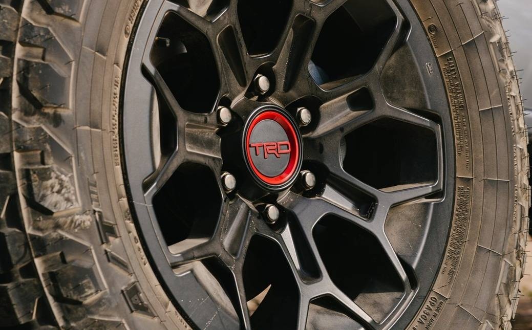 Factory Wheels & Tires (OEM) Offsets, Bore, Sizes, Widths, Brands ...