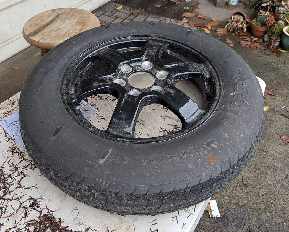SR5 Spare Tire / Wheel (2025 4Runner 6th Gen) - Photos | 2025+ 4Runner ...