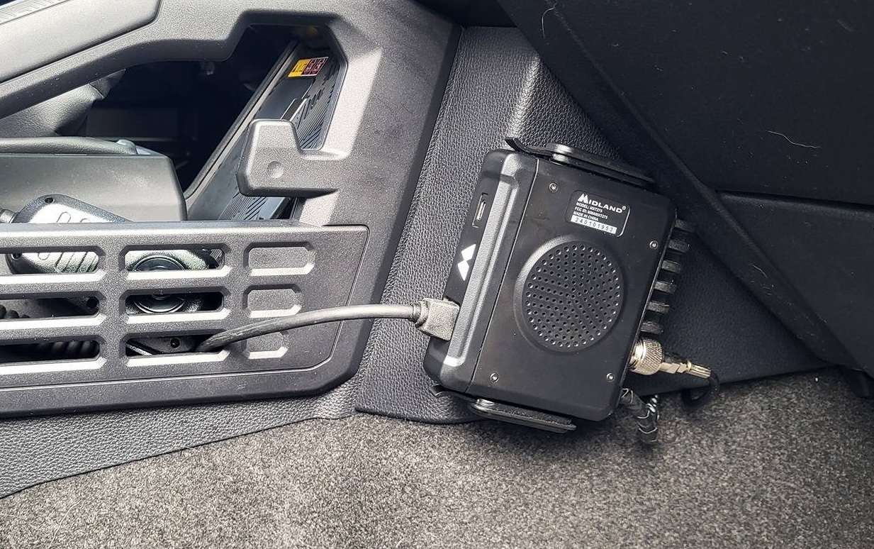 My GMRS Radio mounting location | 2025+ 4Runner Forum (6th Gen ...