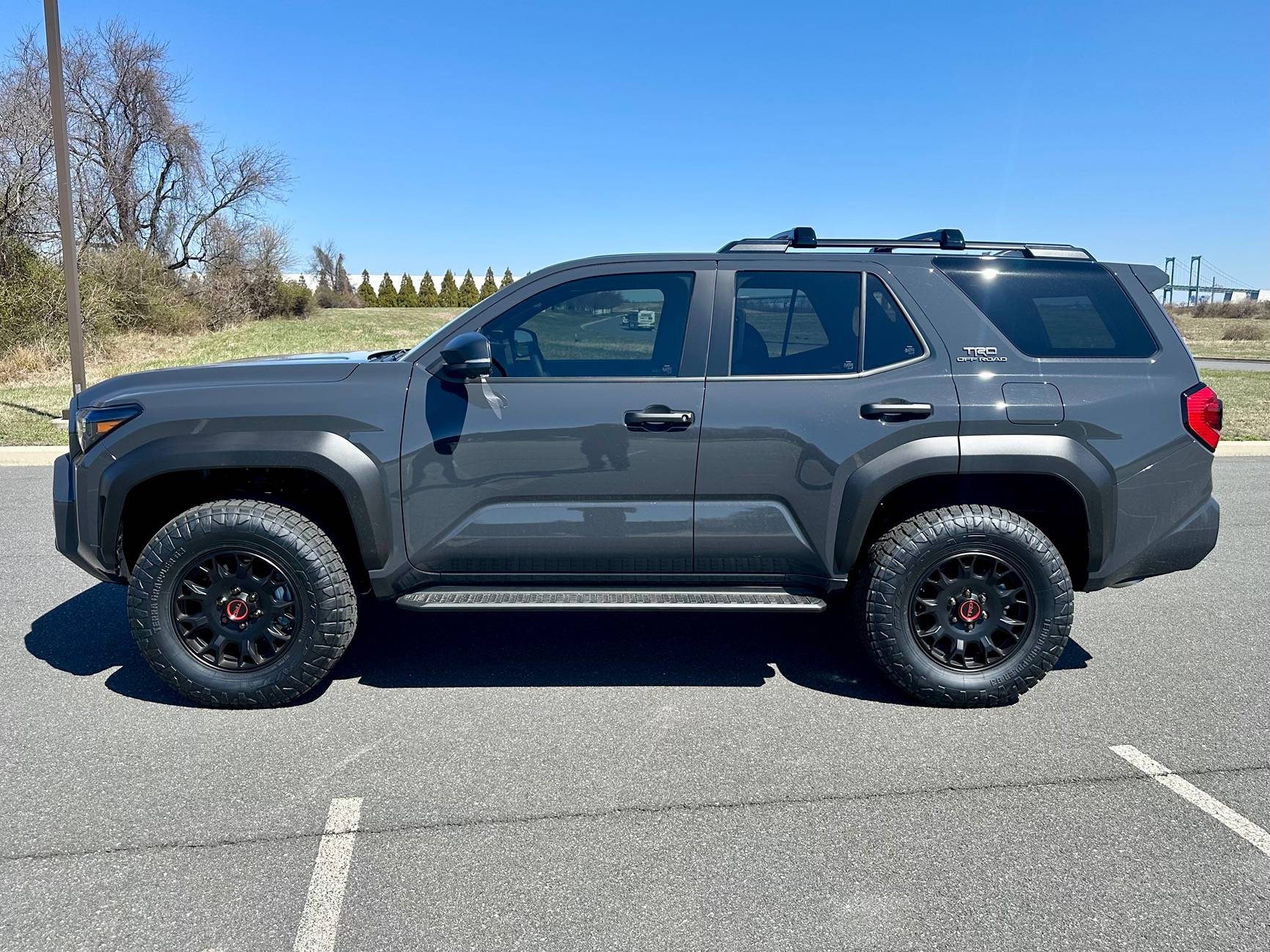 2" Rough Country Level kit + Nitto Terra Grappler 33s 275/70r18 tires ...