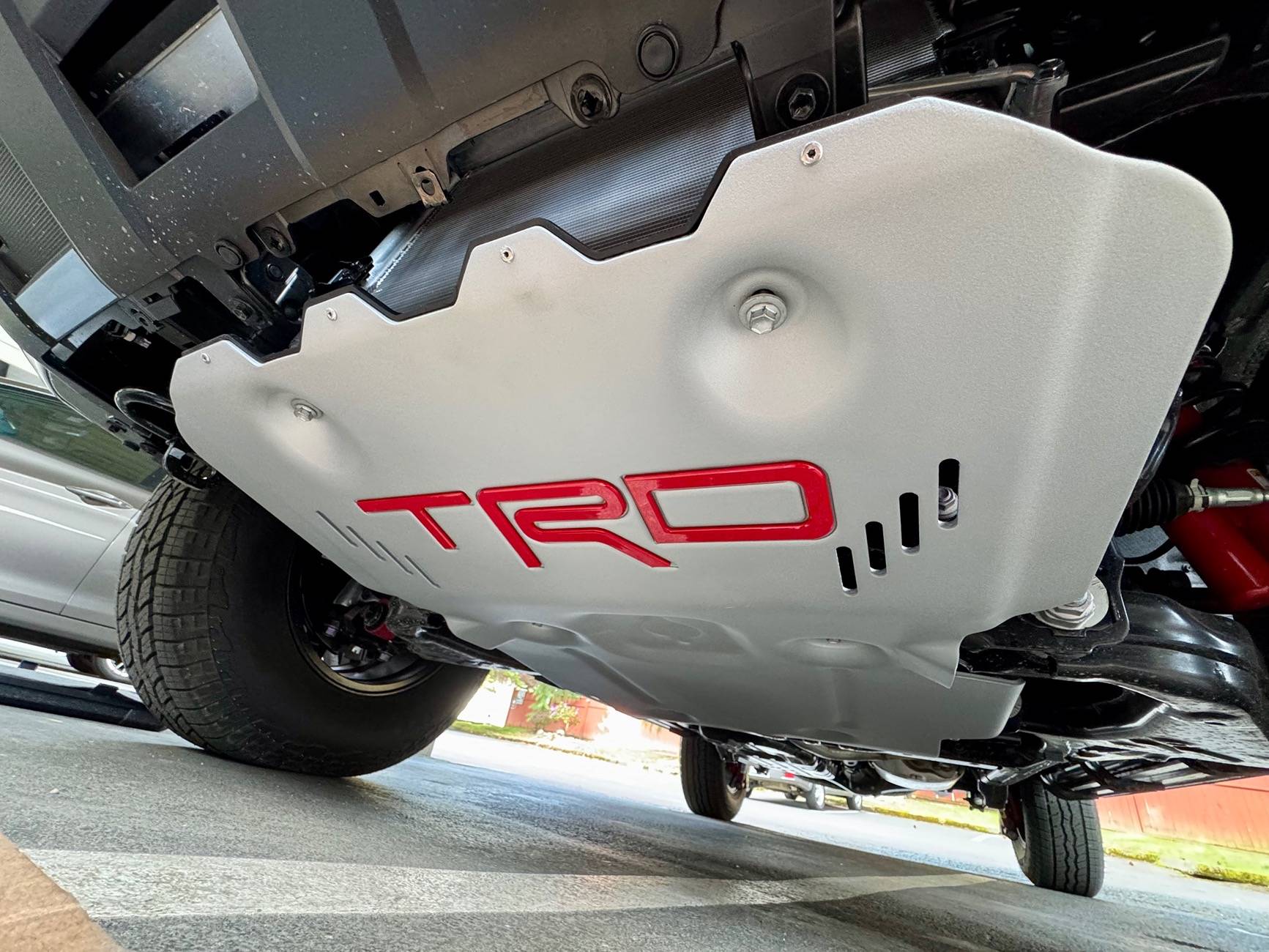 TRD Aluminum Skid Plate installed on TRD off-road (photos ...