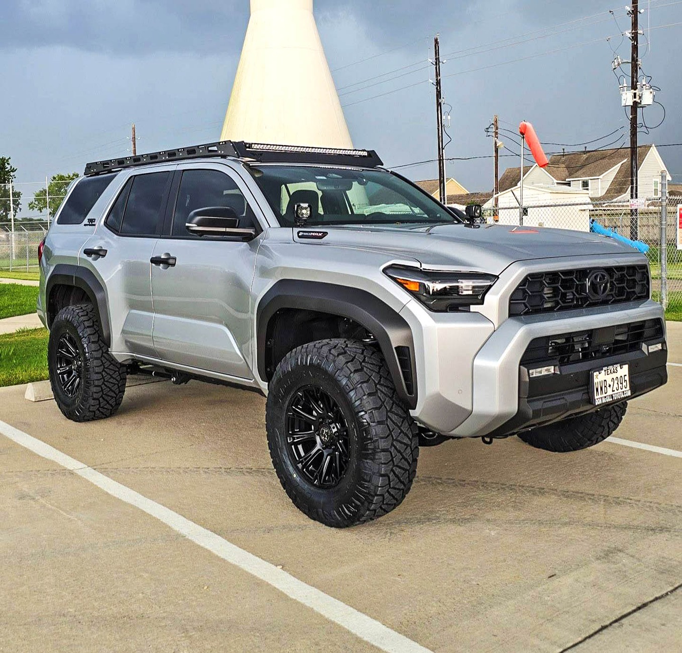 2025 TRD ORP 6th gen with 2.5" Ready Lift, Victory 4x4 Roof Rack, Black ...