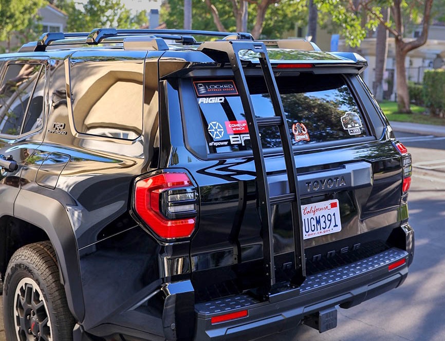 Rear Hatch Ladder by Front Runner Outfitters - installed notes & photos ...