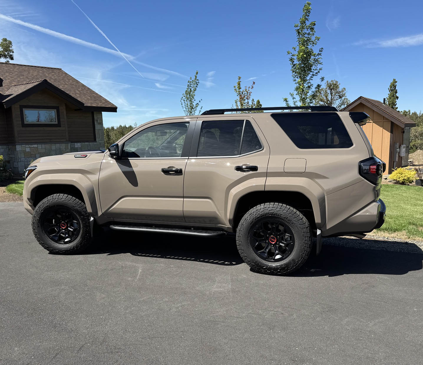 TRD Pro with paint matched fender flares (Mudbath) | 2025 4Runner Forum ...