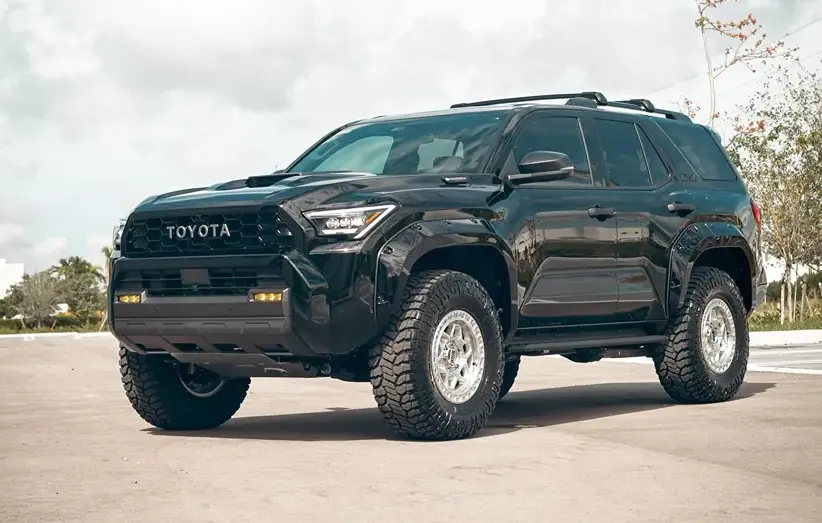 TRDOR Build on Dobinsons lift kit, billet UCA / LCA, Rough Country ...