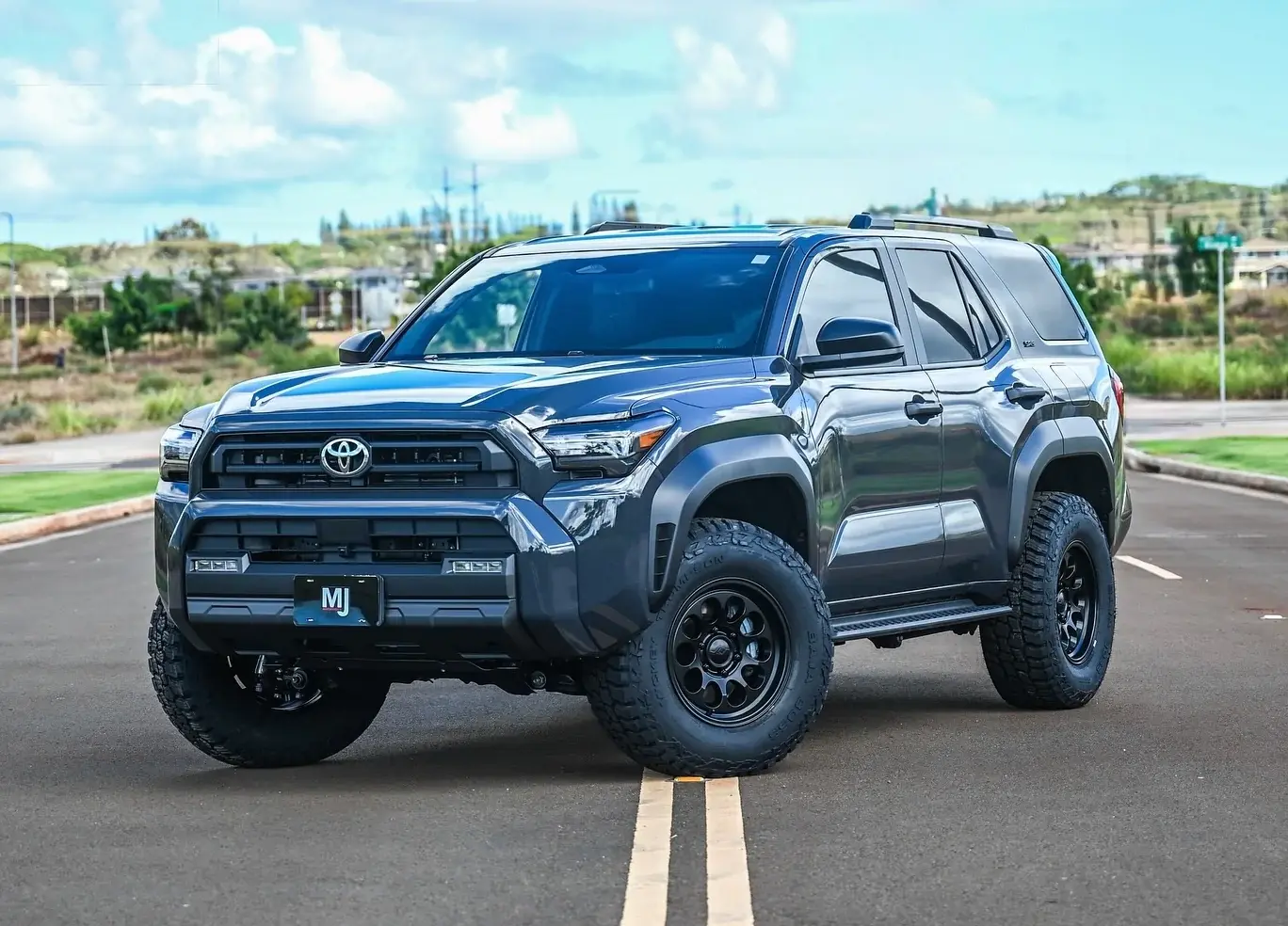 SR5 Build: ReadyLift 1.5" Inch Front Level Lift + MT Baja Boss AT 295 ...